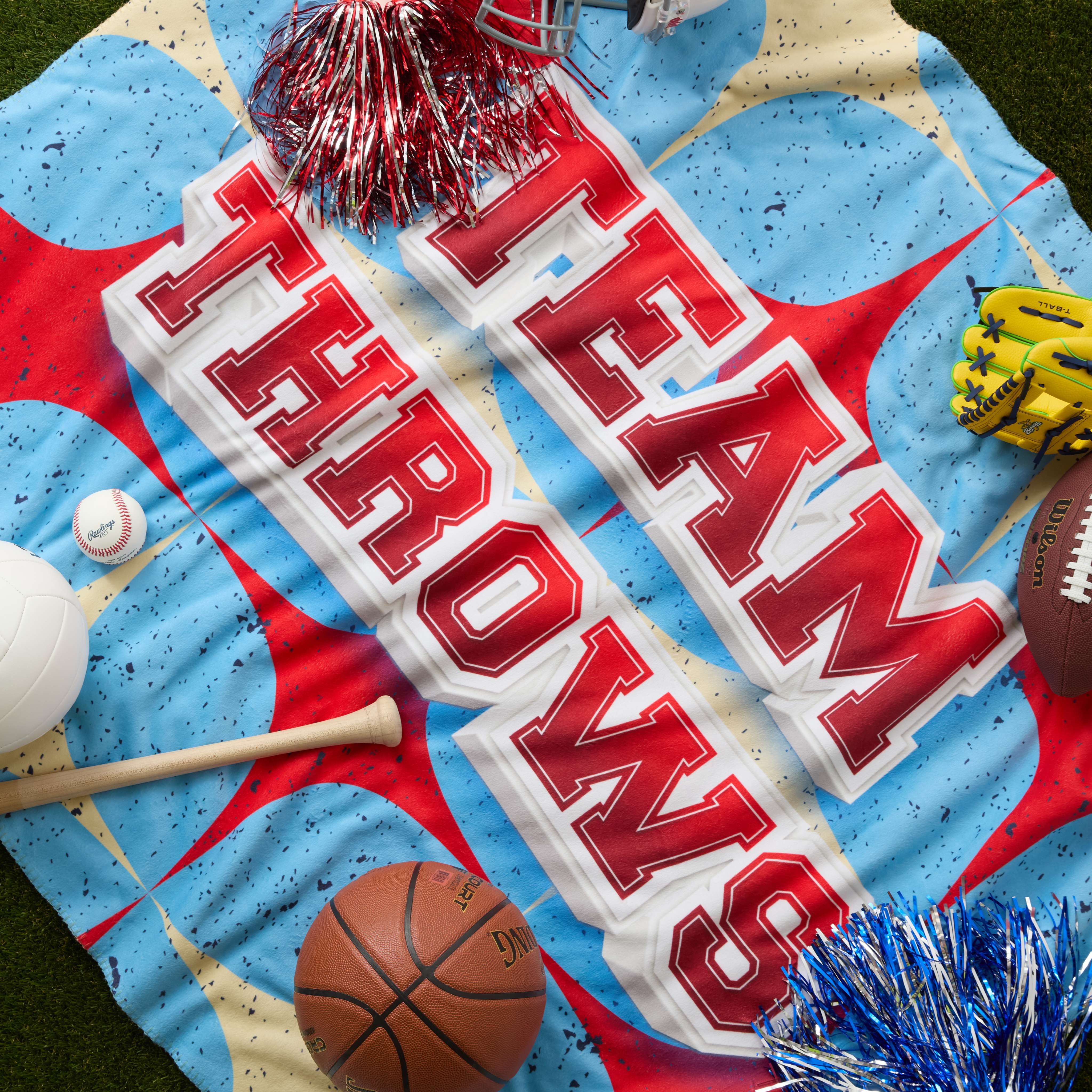 Cozy Fundraising Items For Schools and Teams – Team Throws